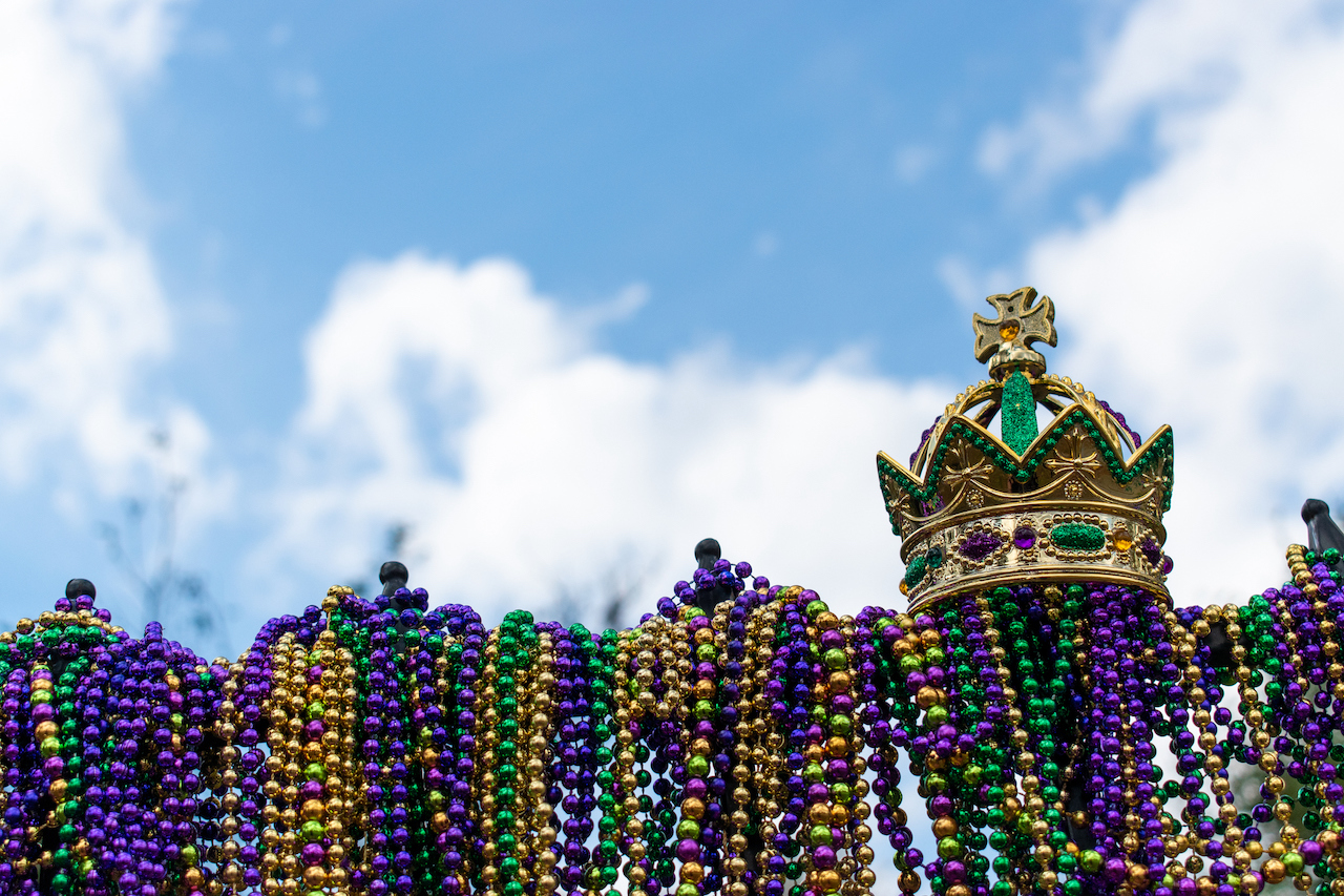 The Truth About Carnival's Colors: Liberating the Facts