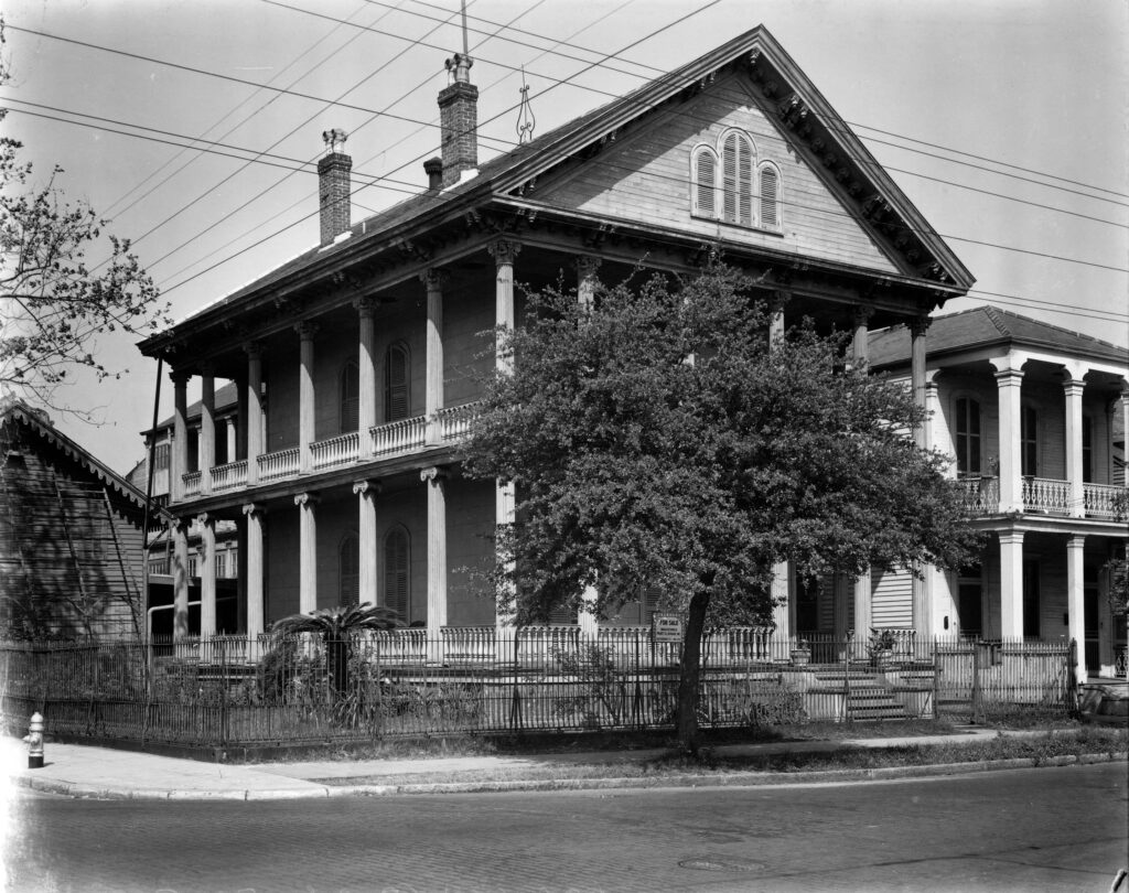 1006 Washington Avenue