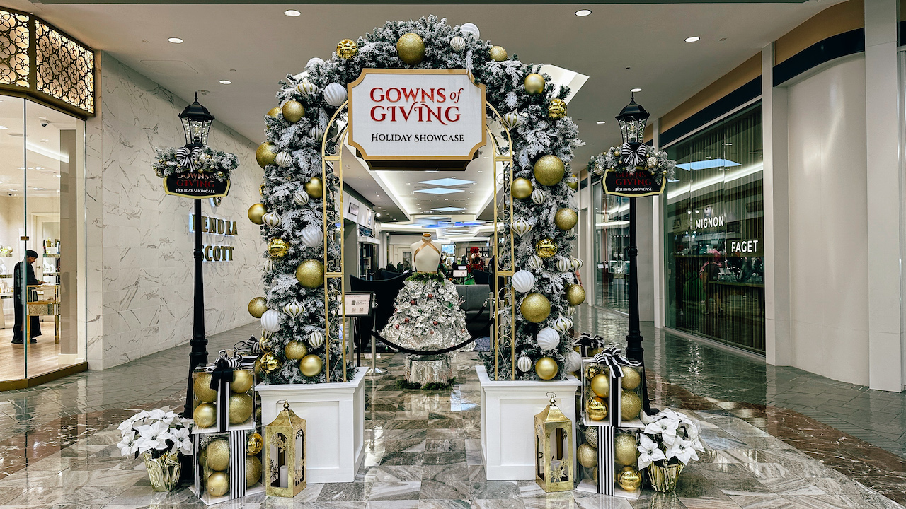 Lakeside Shopping Center Reveals Winners of Gowns of Giving Holiday Showcase