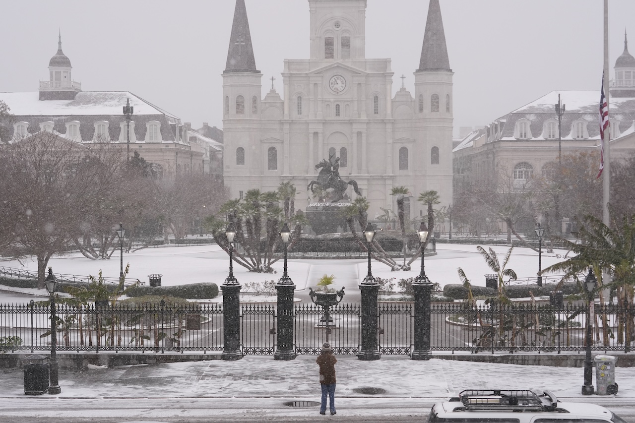 Covering the Snow: What the Media Saw in New Orleans