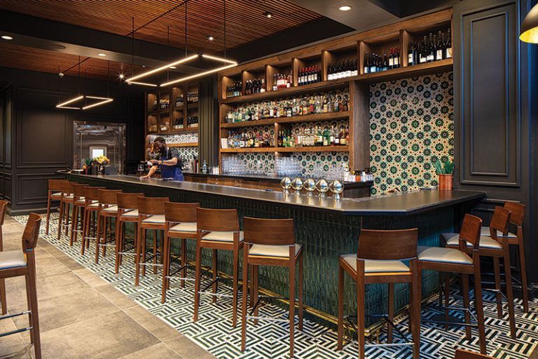 34 Restaurant and Bar